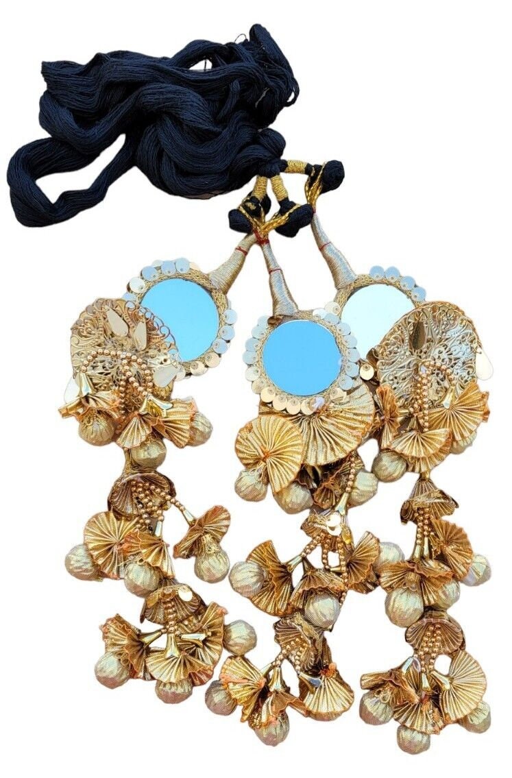 Indian punjabi parandi mehndi jaago mirror bridal patiala paranda hair ...