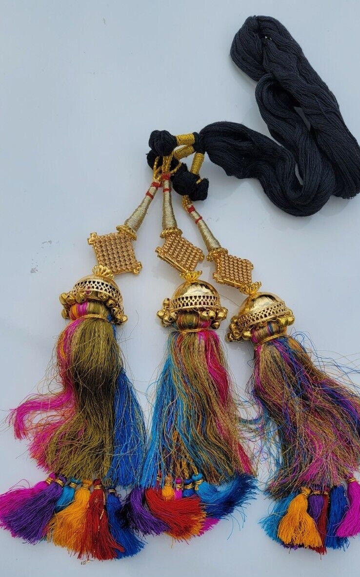 Indian punjabi parandi mehndi jaago mirror bridal patiala paranda hair ...