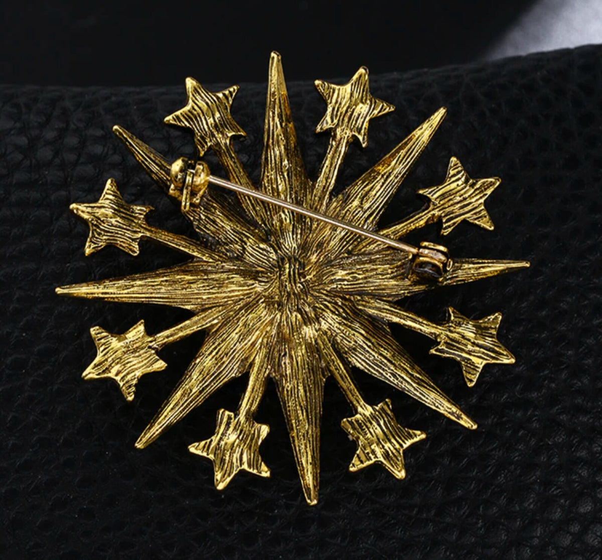 Celebrity star brooch pin stunning vintage look designer gold plated b ...